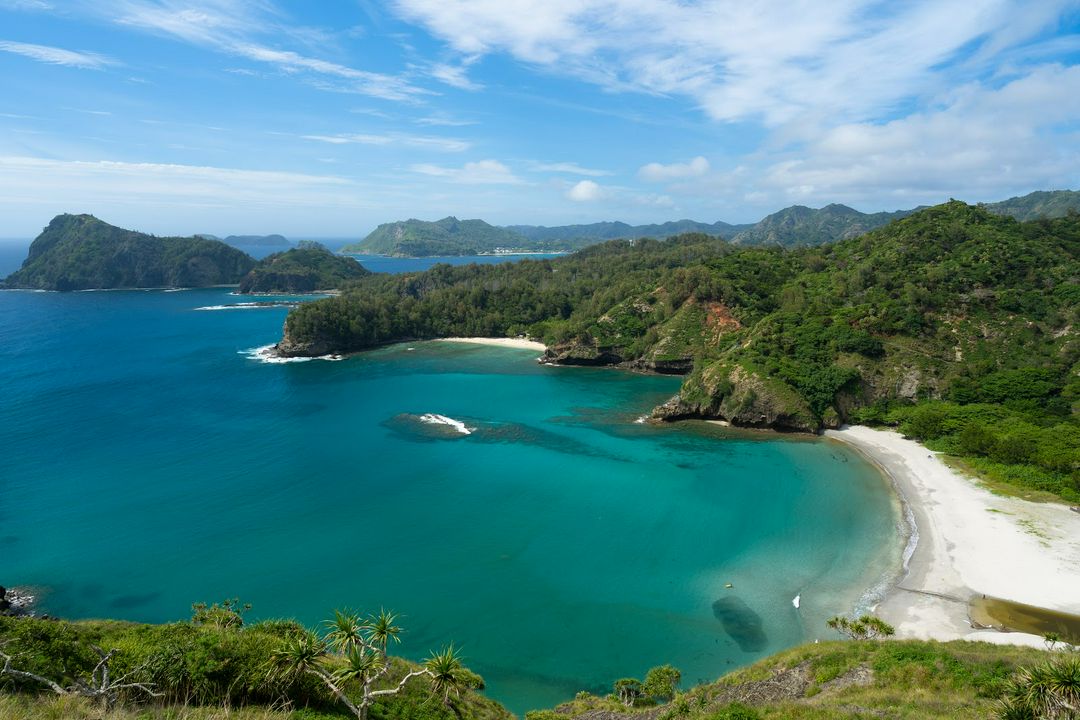 8 Stunningly Beautiful Beaches On Chichijima Island | MATCHA - JAPAN ...